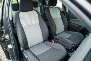 Pelēks Toyota Yaris 2019 Viļņa, ar dzinēja tilpumu 1.50 L un nobraukumu 171 tūkst. km par 9900 €, foto 19 vietnē AUTOMOTO.COM.LV