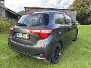 Pelēks Toyota Yaris 2019 Rīga, ar dzinēja tilpumu 1.50 L un nobraukumu 86 tūkst. km par 10500 €, foto 6 vietnē AUTOMOTO.COM.LV