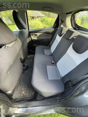 Pelēks Toyota Yaris 2019 Rīga, ar dzinēja tilpumu 1.50 L un nobraukumu 86 tūkst. km par 10500 €, foto 9 vietnē AUTOMOTO.COM.LV