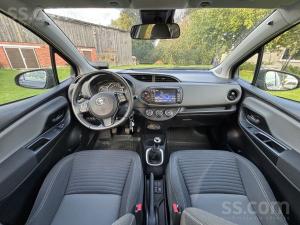 Pelēks Toyota Yaris 2019 Rīga, ar dzinēja tilpumu 1.50 L un nobraukumu 86 tūkst. km par 10500 €, foto 10 vietnē AUTOMOTO.COM.LV