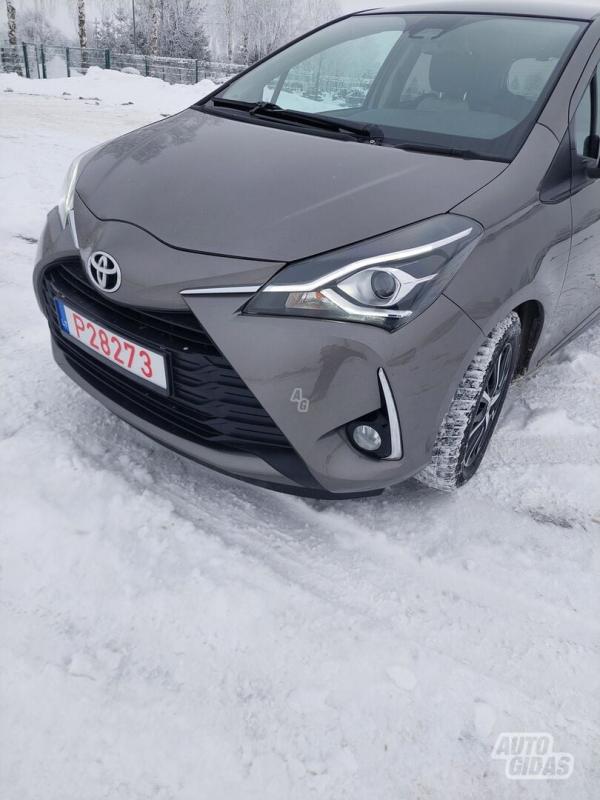 Pelēks Toyota Yaris 2020 Kauņa, ar dzinēja tilpumu 1.00 L un nobraukumu 81 tūkst. km par 9300 €, foto 7 vietnē AUTOMOTO.COM.LV