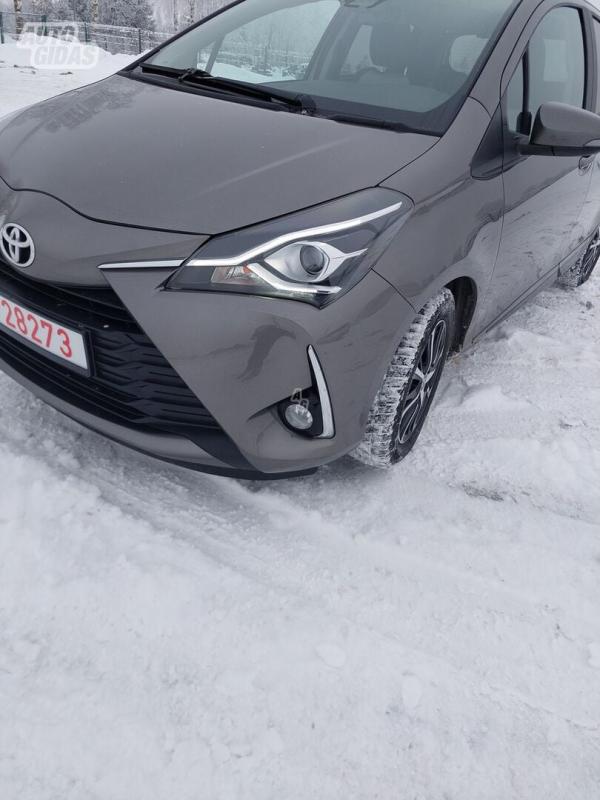 Pelēks Toyota Yaris 2020 Kauņa, ar dzinēja tilpumu 1.00 L un nobraukumu 81 tūkst. km par 9300 €, foto 9 vietnē AUTOMOTO.COM.LV