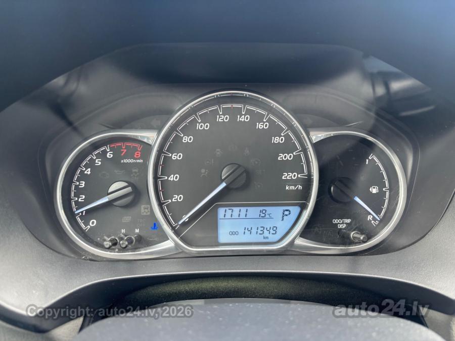 Grey Toyota Yaris 2020 in Tallinn, with an engine capacity of 1.50 L and mileage of 141 thousand km for 13640 €, photo 10 on AUTOMOTO.COM.LV