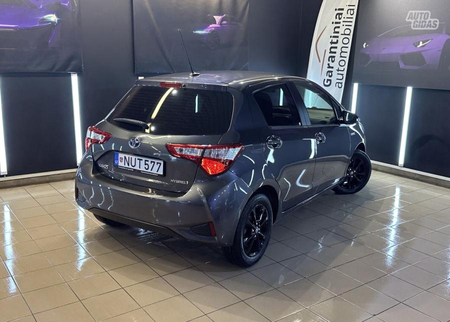 Серый Тойота Ярис 2020 в Авиженяй, объемом двигателя 1.50 л и пробегом 166 тыс. км за 11750 €, фото 3 на AUTOMOTO.COM.LV