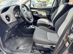 Pelēks Toyota Yaris 2020 Rīga, ar dzinēja tilpumu 1.50 L un nobraukumu 69 tūkst. km par 10900 €, foto 16 vietnē AUTOMOTO.COM.LV