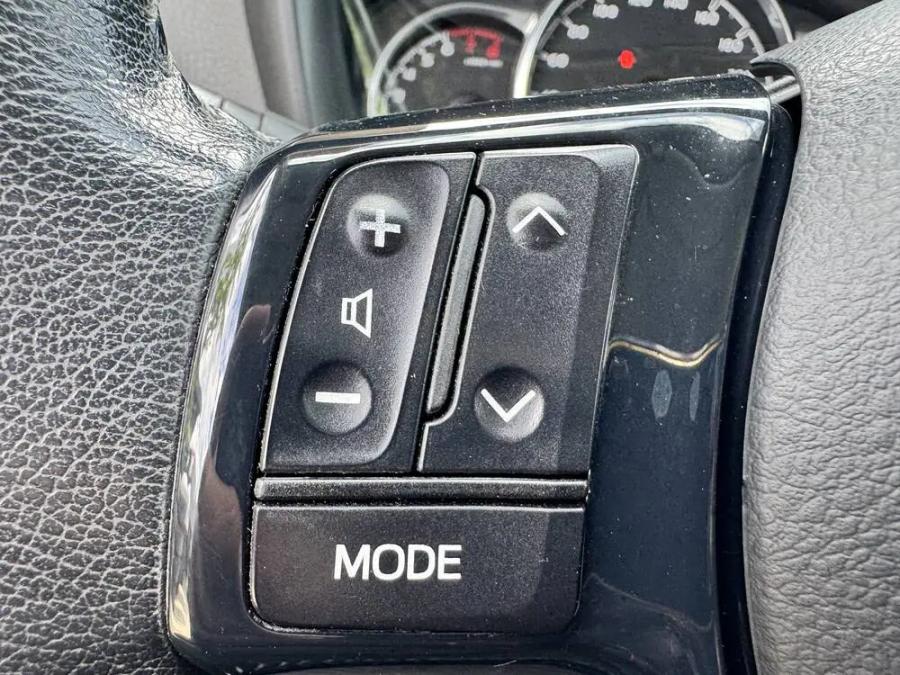 Pelēks Toyota Yaris 2020 Rīga, ar dzinēja tilpumu 1.50 L un nobraukumu 69 tūkst. km par 10900 €, foto 19 vietnē AUTOMOTO.COM.LV