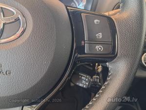 Серый Тойота Ярис 2020 в Нарва, объемом двигателя 1.50 л и пробегом 53 тыс. км за 13900 €, фото 17 на AUTOMOTO.COM.LV