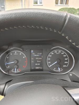 Pelēks Toyota Yaris 2020 Rīga, ar dzinēja tilpumu 1.50 L un nobraukumu 69 tūkst. km par 11500 €, foto 7 vietnē AUTOMOTO.COM.LV