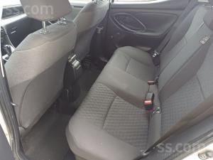 Grey Toyota Yaris 2020 in Riga, with an engine capacity of 1.50 L and mileage of 253 thousand km for 9990 €, photo 19 on AUTOMOTO.COM.LV