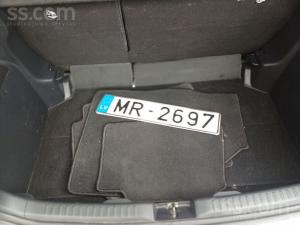 Grey Toyota Yaris 2020 in Riga, with an engine capacity of 1.50 L and mileage of 253 thousand km for 9990 €, photo 20 on AUTOMOTO.COM.LV