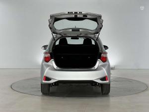 Grey Toyota Yaris 2020 in Vilnius, with an engine capacity of 1.50 L and mileage of 169 thousand km for 9900 €, photo 11 on AUTOMOTO.COM.LV