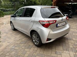 Pelēks Toyota Yaris 2020 Jelgava, ar dzinēja tilpumu 1.50 L un nobraukumu 153 tūkst. km par 11800 €, foto 5 vietnē AUTOMOTO.COM.LV