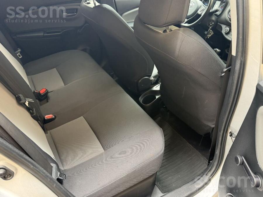 Pelēks Toyota Yaris 2020 Jelgava, ar dzinēja tilpumu 1.50 L un nobraukumu 153 tūkst. km par 11800 €, foto 10 vietnē AUTOMOTO.COM.LV