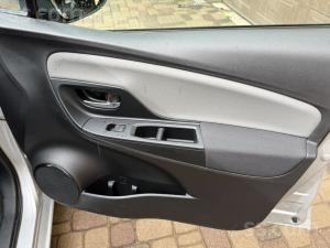 Pelēks Toyota Yaris 2020 Jelgava, ar dzinēja tilpumu 1.50 L un nobraukumu 153 tūkst. km par 11800 €, foto 14 vietnē AUTOMOTO.COM.LV