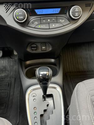 Pelēks Toyota Yaris 2020 Jelgava, ar dzinēja tilpumu 1.50 L un nobraukumu 153 tūkst. km par 11800 €, foto 17 vietnē AUTOMOTO.COM.LV