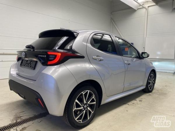 Pelēks Toyota Yaris 2021 Radviliškis, ar dzinēja tilpumu 1.50 L un nobraukumu 39 tūkst. km par 15550 €, foto 3 vietnē AUTOMOTO.COM.LV