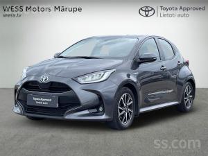 Grey Toyota Yaris 2021 in Riga, with an engine capacity of 1.50 L and mileage of 91 thousand km for 16990 €, photo  on AUTOMOTO.COM.LV