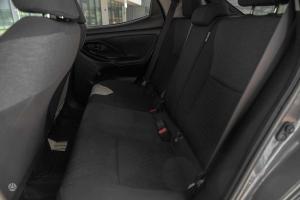 Grey Toyota Yaris 2021 in Vilnius, with an engine capacity of 1.49 L and mileage of 71 thousand km for 14500 €, photo 13 on AUTOMOTO.COM.LV