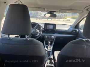 Серый Тойота Ярис 2021 в Таллин, объемом двигателя 1.50 л и пробегом 148 тыс. км за 11800 €, фото 8 на AUTOMOTO.COM.LV