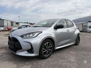 Pelēks Toyota Yaris 2021 Radviliškis, ar dzinēja tilpumu 1.49 L un nobraukumu 48 tūkst. km par 10950 €, foto  vietnē AUTOMOTO.COM.LV