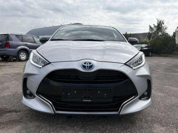 Pelēks Toyota Yaris 2021 Radviliškis, ar dzinēja tilpumu 1.49 L un nobraukumu 48 tūkst. km par 10950 €, foto 8 vietnē AUTOMOTO.COM.LV