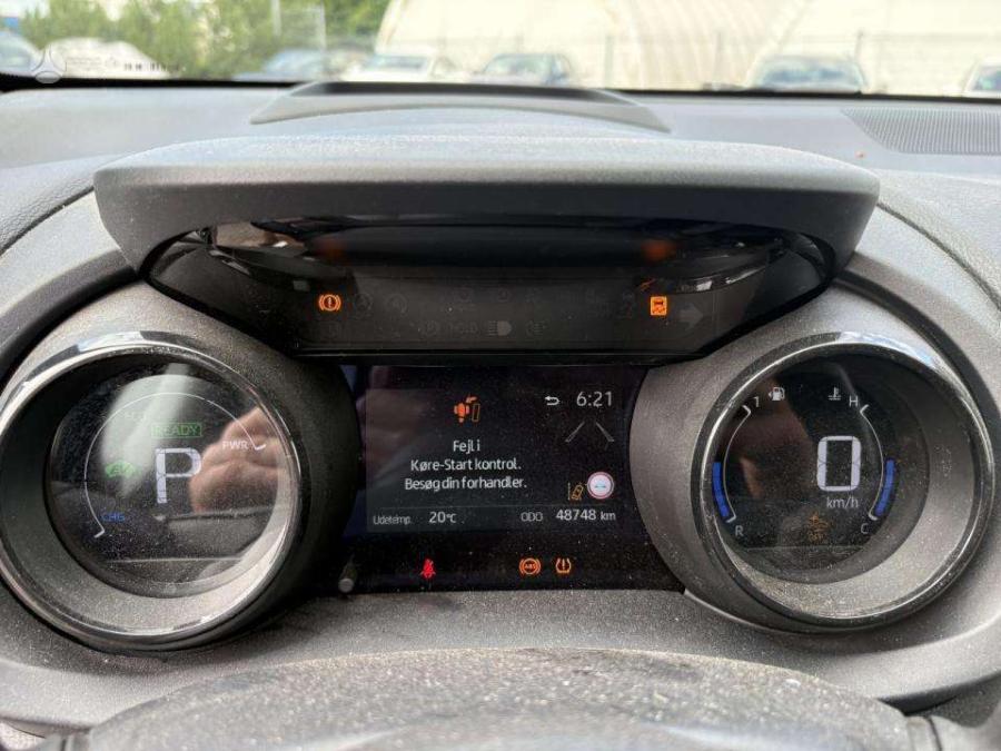 Pelēks Toyota Yaris 2021 Radviliškis, ar dzinēja tilpumu 1.49 L un nobraukumu 48 tūkst. km par 10950 €, foto 17 vietnē AUTOMOTO.COM.LV