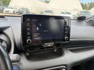Pelēks Toyota Yaris 2021 Radviliškis, ar dzinēja tilpumu 1.49 L un nobraukumu 48 tūkst. km par 10950 €, foto 19 vietnē AUTOMOTO.COM.LV