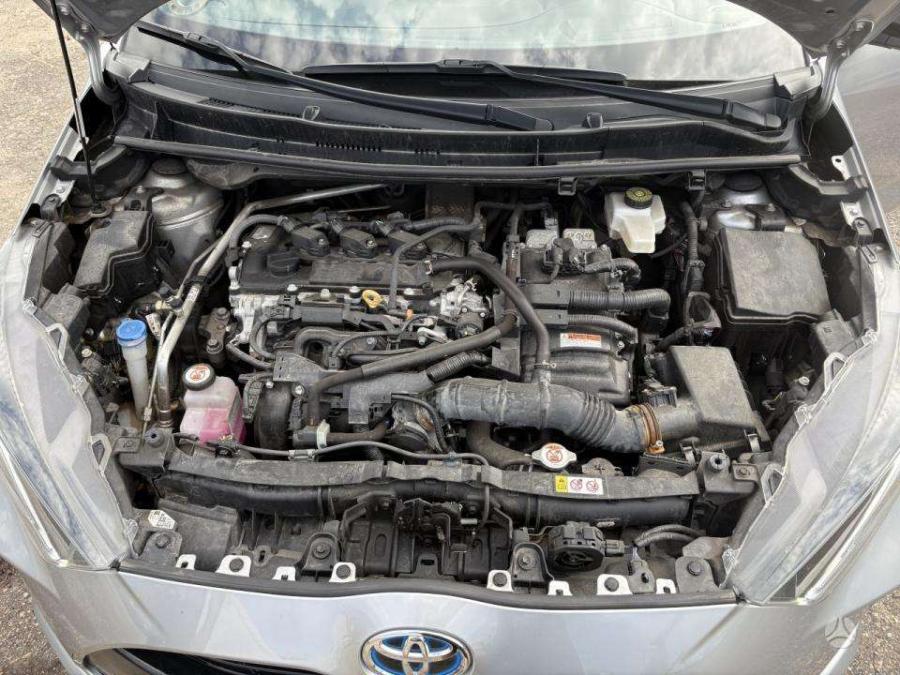 Pelēks Toyota Yaris 2021 Radviliškis, ar dzinēja tilpumu 1.49 L un nobraukumu 48 tūkst. km par 10950 €, foto 25 vietnē AUTOMOTO.COM.LV