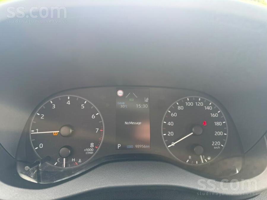 Pelēks Toyota Yaris 2021 Rīga, ar dzinēja tilpumu 1.50 L un nobraukumu 99 tūkst. km par 12850 €, foto 10 vietnē AUTOMOTO.COM.LV