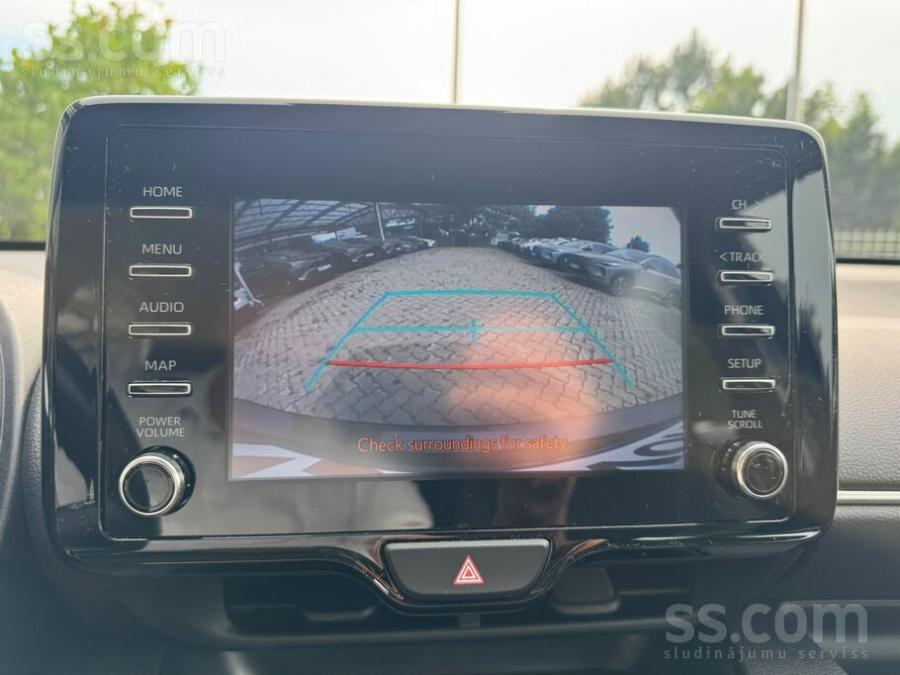Pelēks Toyota Yaris 2021 Rīga, ar dzinēja tilpumu 1.50 L un nobraukumu 99 tūkst. km par 12850 €, foto 12 vietnē AUTOMOTO.COM.LV