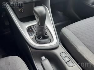 Pelēks Toyota Yaris 2021 Rīga, ar dzinēja tilpumu 1.50 L un nobraukumu 99 tūkst. km par 12850 €, foto 13 vietnē AUTOMOTO.COM.LV