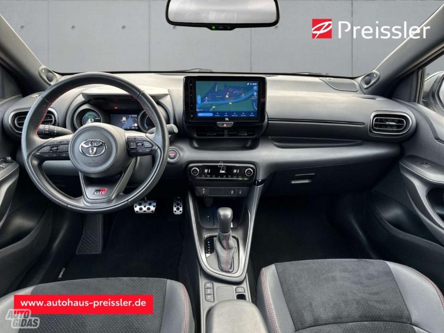 Pelēks Toyota Yaris 2022 Kauņa, ar dzinēja tilpumu 1.50 L un nobraukumu 32 tūkst. km par 24444 €, foto 15 vietnē AUTOMOTO.COM.LV