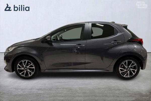 Pelēks Toyota Yaris 2022 Kauņa, ar dzinēja tilpumu 0.00 L un nobraukumu 45 tūkst. km par 24337 €, foto 3 vietnē AUTOMOTO.COM.LV
