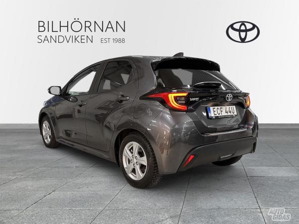 Pelēks Toyota Yaris 2022 Kauņa, ar dzinēja tilpumu 0.00 L un nobraukumu 21 tūkst. km par 24337 €, foto 3 vietnē AUTOMOTO.COM.LV