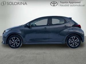 Grey Toyota Yaris 2022 in Klaipeda, with an engine capacity of 1.49 L and mileage of 15 thousand km for 18990 €, photo 3 on AUTOMOTO.COM.LV