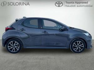 Grey Toyota Yaris 2022 in Klaipeda, with an engine capacity of 1.49 L and mileage of 15 thousand km for 18990 €, photo 16 on AUTOMOTO.COM.LV