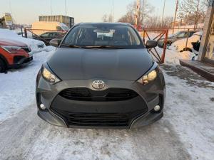 Pelēks Toyota Yaris 2022 Klaipėda, ar dzinēja tilpumu 1.00 L un nobraukumu 101 tūkst. km par 11800 €, foto 2 vietnē AUTOMOTO.COM.LV
