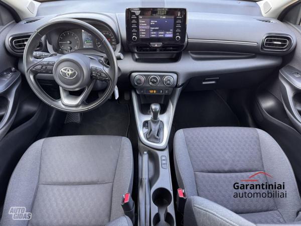 Pelēks Toyota Yaris 2022 Avižieniai, ar dzinēja tilpumu 1.50 L un nobraukumu 118 tūkst. km par 13950 €, foto 3 vietnē AUTOMOTO.COM.LV