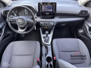 Grey Toyota Yaris 2022 in Avizieniai, with an engine capacity of 1.50 L and mileage of 118 thousand km for 13950 €, photo 3 on AUTOMOTO.COM.LV
