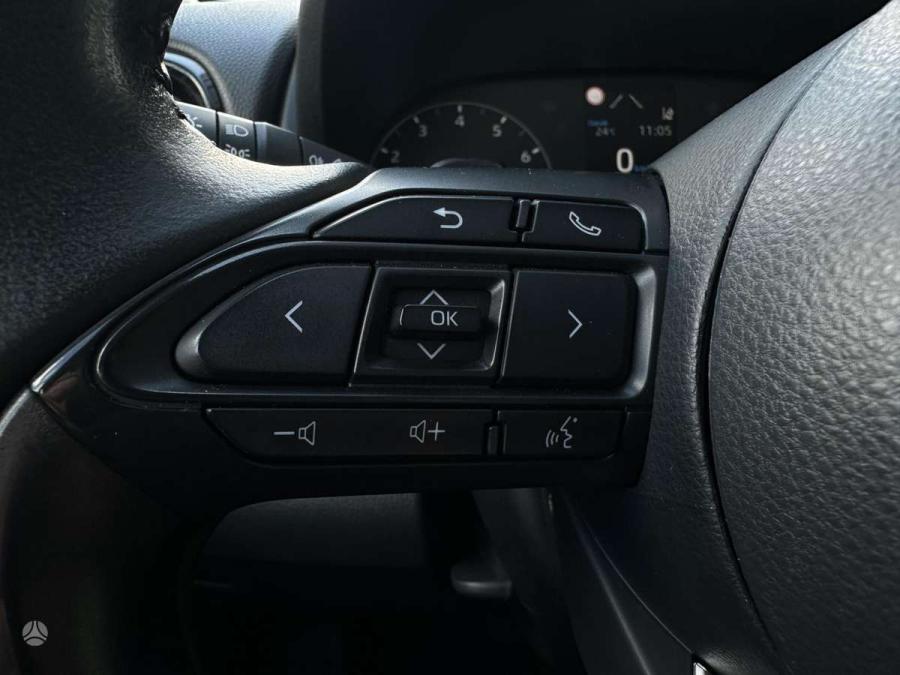 Pelēks Toyota Yaris 2022 Viļņa, ar dzinēja tilpumu 1.50 L un nobraukumu 120 tūkst. km par 13500 €, foto 12 vietnē AUTOMOTO.COM.LV