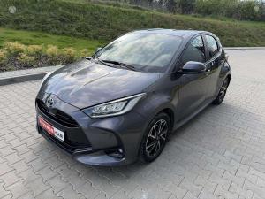 Серый Тойота Ярис 2022 в Вильнюс, объемом двигателя 1.49 л и пробегом 91 тыс. км за 16250 €, фото 4 на AUTOMOTO.COM.LV