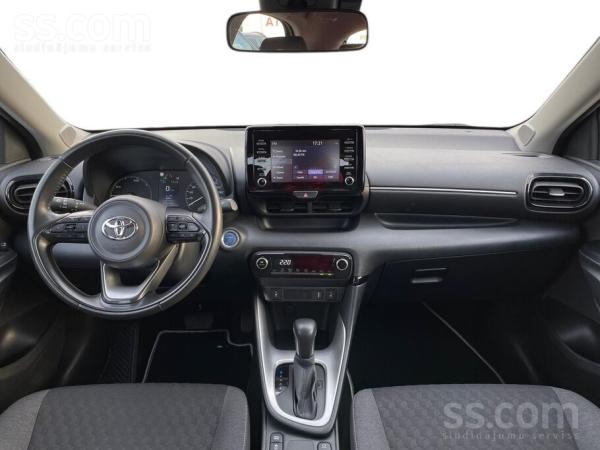 Pelēks Toyota Yaris 2022 Rīga, ar dzinēja tilpumu 1.50 L un nobraukumu 76 tūkst. km par 15990 €, foto 8 vietnē AUTOMOTO.COM.LV
