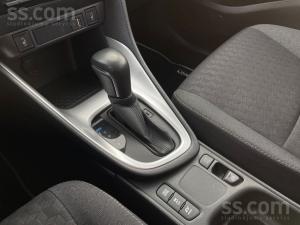 Pelēks Toyota Yaris 2022 Rīga, ar dzinēja tilpumu 1.50 L un nobraukumu 76 tūkst. km par 15990 €, foto 20 vietnē AUTOMOTO.COM.LV