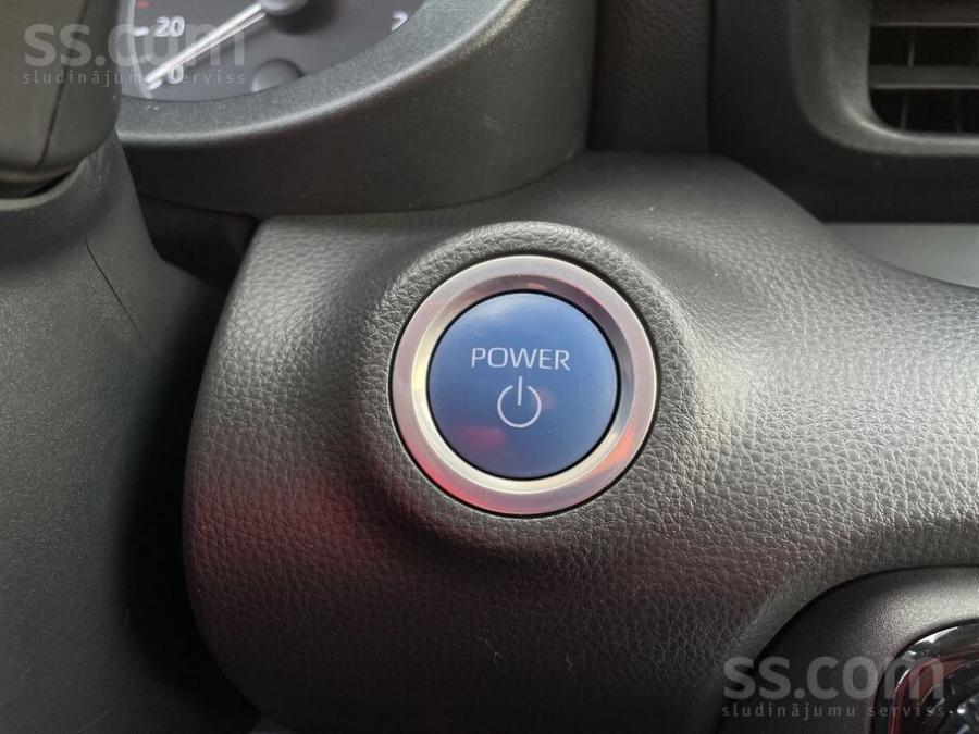 Pelēks Toyota Yaris 2022 Rīga, ar dzinēja tilpumu 1.50 L un nobraukumu 76 tūkst. km par 15990 €, foto 28 vietnē AUTOMOTO.COM.LV