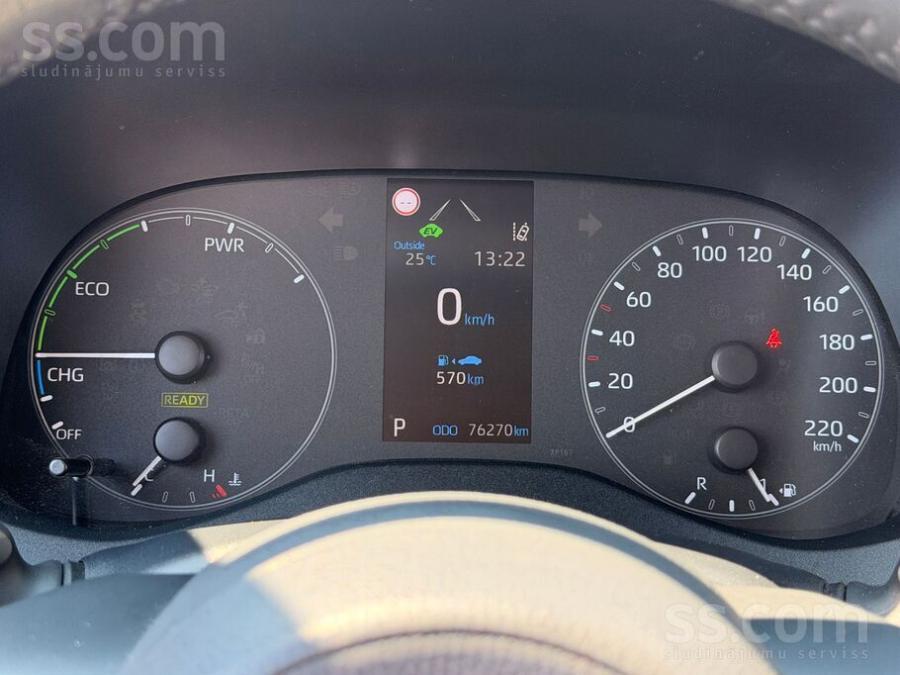 Pelēks Toyota Yaris 2022 Rīga, ar dzinēja tilpumu 1.50 L un nobraukumu 76 tūkst. km par 15990 €, foto 33 vietnē AUTOMOTO.COM.LV