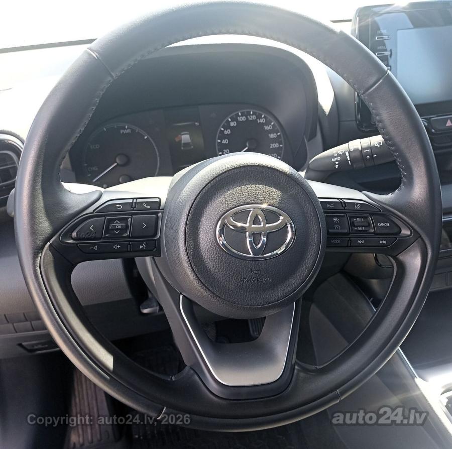 Pelēks Toyota Yaris 2022 Narva, ar dzinēja tilpumu 1.50 L un nobraukumu 34 tūkst. km par 17900 €, foto 14 vietnē AUTOMOTO.COM.LV