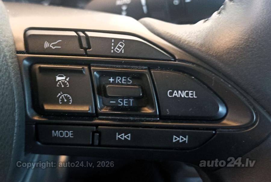 Pelēks Toyota Yaris 2022 Narva, ar dzinēja tilpumu 1.50 L un nobraukumu 34 tūkst. km par 17900 €, foto 16 vietnē AUTOMOTO.COM.LV