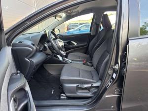 Grey Toyota Yaris 2022 in Kaunas, with an engine capacity of 1.49 L and mileage of 19 thousand km for 7300 €, photo 19 on AUTOMOTO.COM.LV