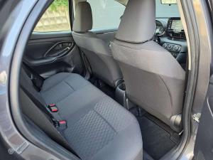 Grey Toyota Yaris 2022 in Kaunas, with an engine capacity of 1.49 L and mileage of 19 thousand km for 7300 €, photo 21 on AUTOMOTO.COM.LV