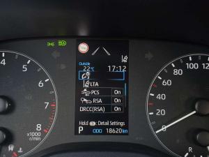 Grey Toyota Yaris 2022 in Kaunas, with an engine capacity of 1.49 L and mileage of 19 thousand km for 7300 €, photo 32 on AUTOMOTO.COM.LV